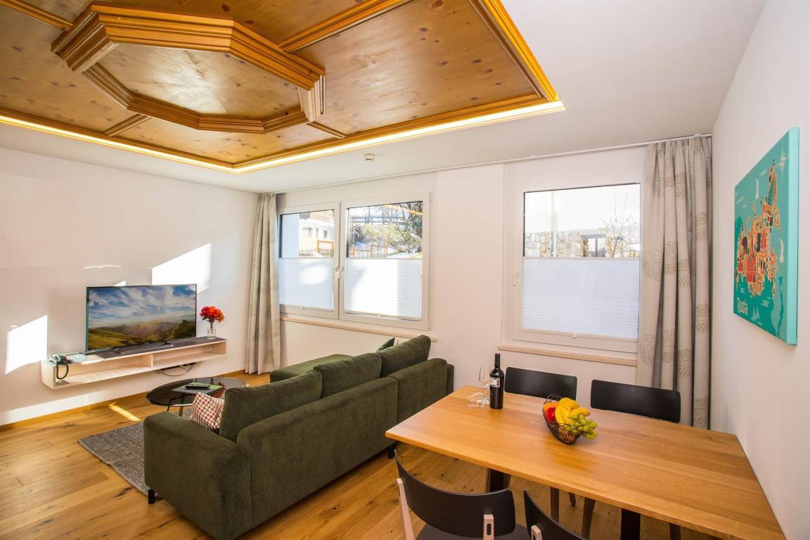 48 M² Ferienwohnung ∙ 1 Schlafzimmer ∙ 2 Gäste - Mittelberg