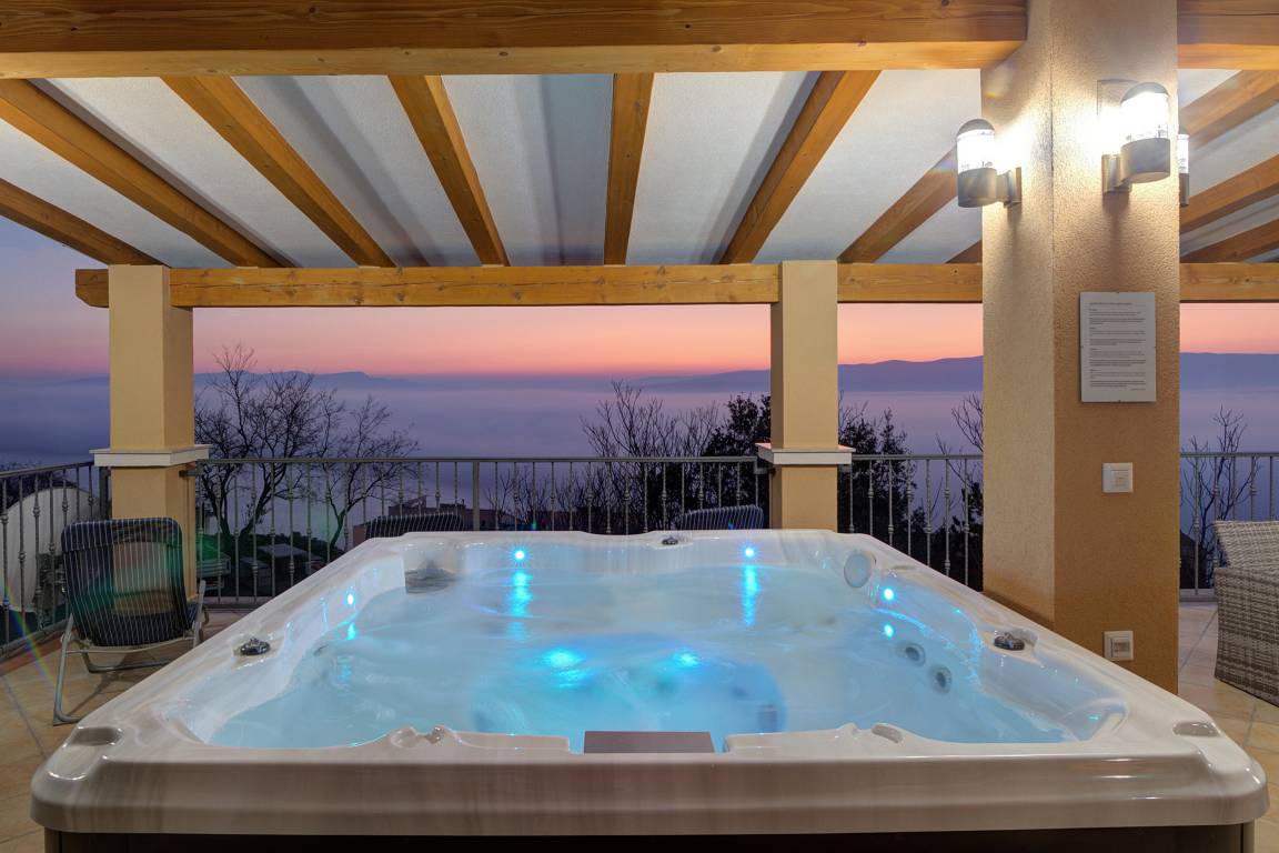 60 M² Apartment ∙ 1 Bedroom ∙ 4 Guests - Senj