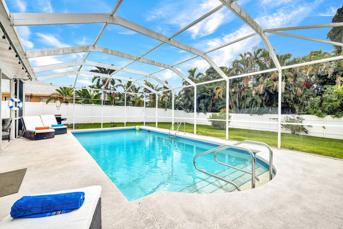 167 M² House ∙ 4 Bedrooms ∙ 8 Guests - Naples, FL