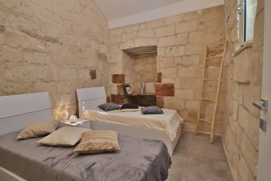 60 M² Apartment ∙ 2 Bedrooms ∙ 4 Guests - Otranto