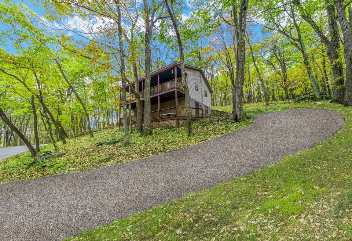152 M² Cabin ∙ 3 Bedrooms ∙ 8 Guests - Deep Creek Lake, MD