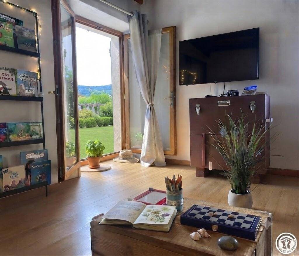60 M² Gîte ∙ 1 Chambre ∙ 5 Personnes - Ambérieu-en-Bugey