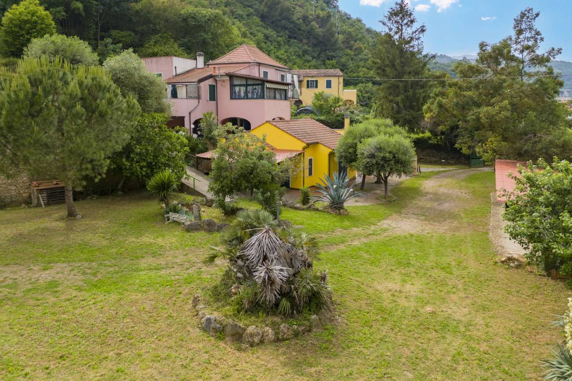60 M² Ferienwohnung ∙ 2 Schlafzimmer ∙ 4 Gäste - Finale Ligure