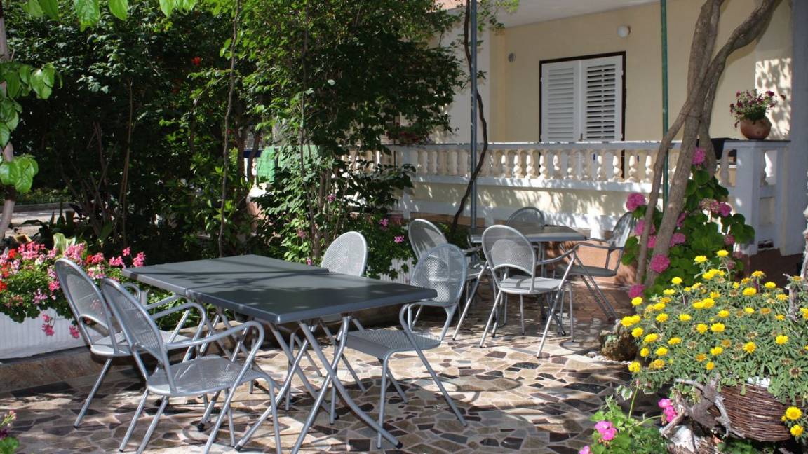 16 M² Apartment ∙ 1 Bedroom ∙ 2 Guests - Rab