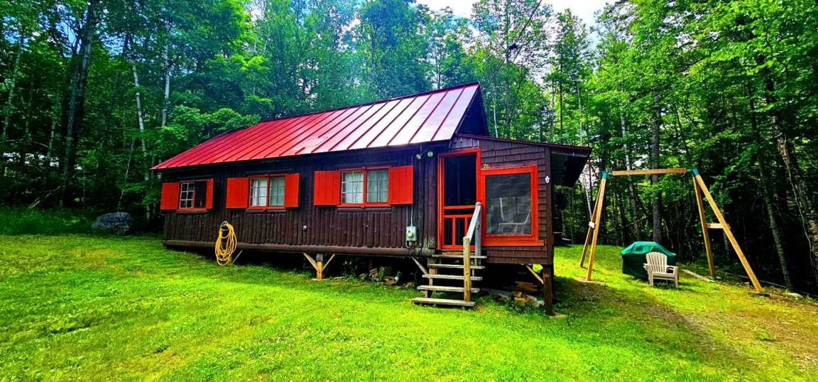 House ∙ 2 Bedrooms ∙ 6 Guests - Greenville, ME