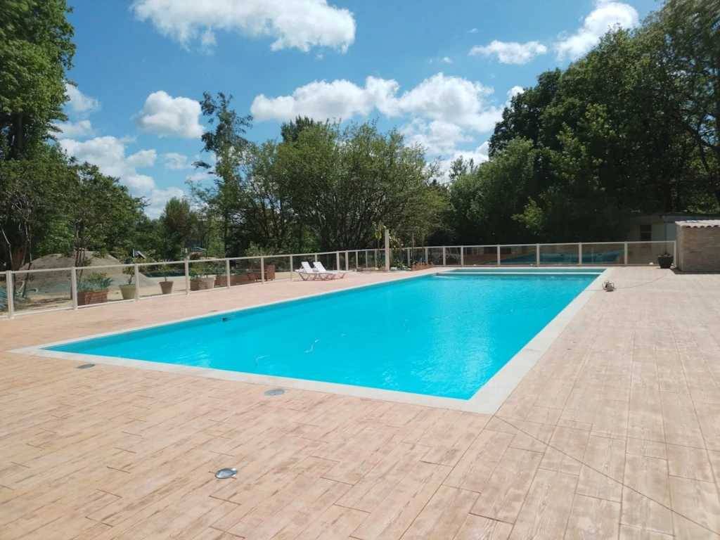 32 M² Camping ∙ 2 Chambres ∙ 6 Personnes - Fumel