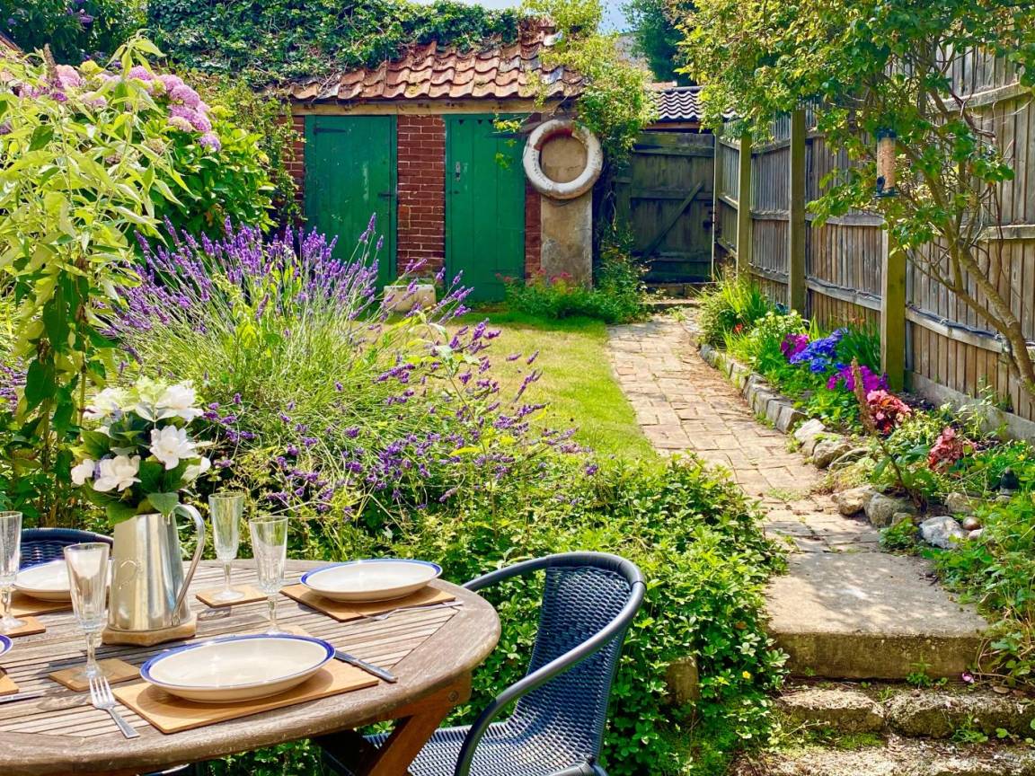 Cottage ∙ 3 Bedrooms ∙ 5 Guests - Dunwich