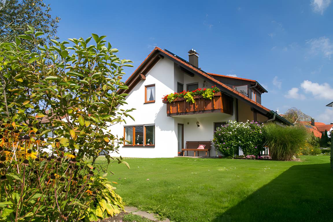 77 M² Appartement ∙ 2 Slaapkamers ∙ 3 Gasten - Bad Waldsee