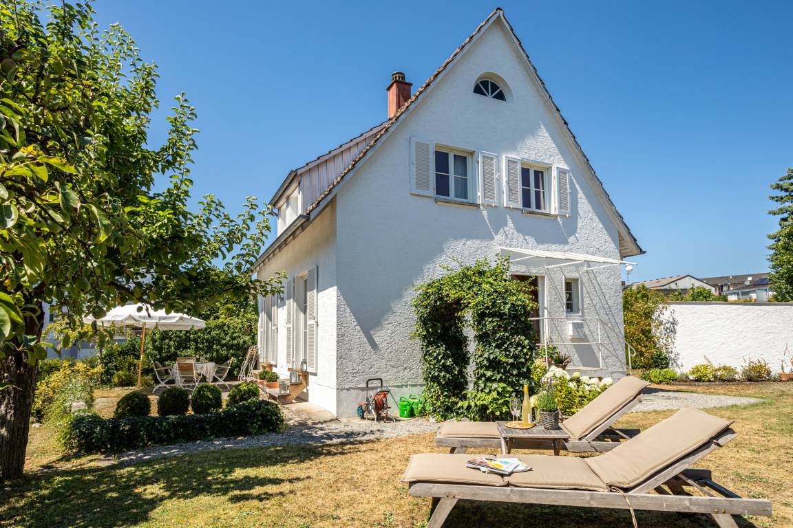 110 M² Ferienhaus ∙ 3 Schlafzimmer ∙ 5 Gäste - Bodensee
