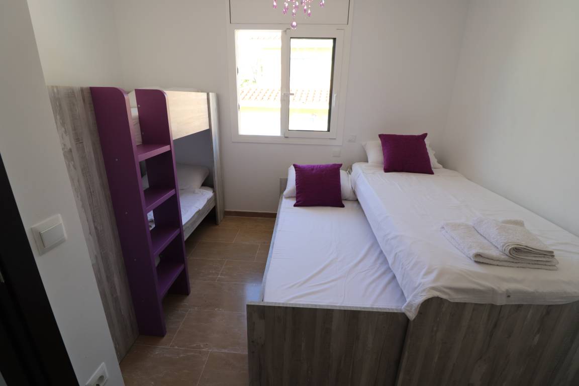 Casa ∙ 4 Habitaciones ∙ 10 Huéspedes - Costa Dorada (España)