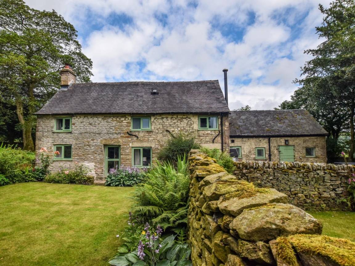 Cottage ∙ 3 Bedrooms ∙ 6 Guests - Leek