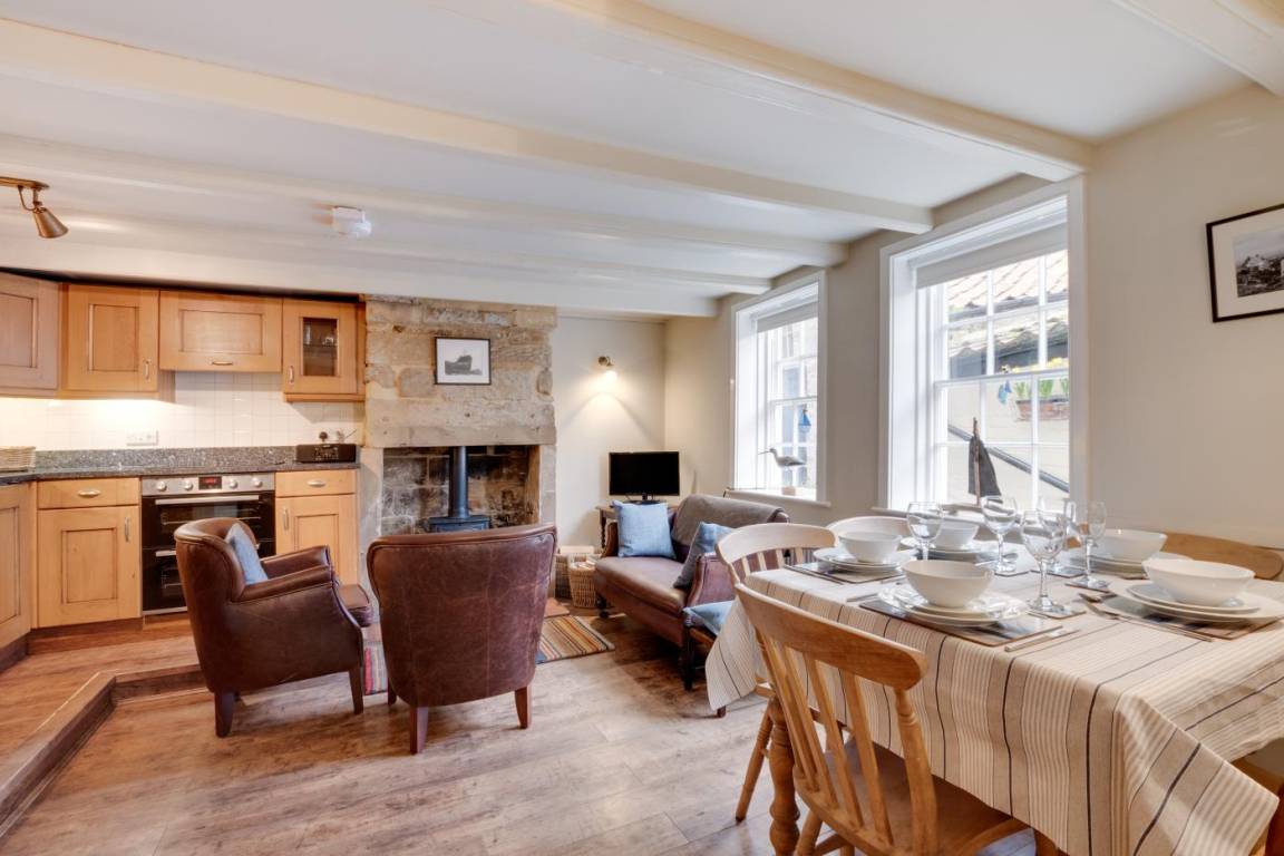 Cottage ∙ 2 Bedrooms ∙ 5 Guests - Robin Hood's Bay and Beach