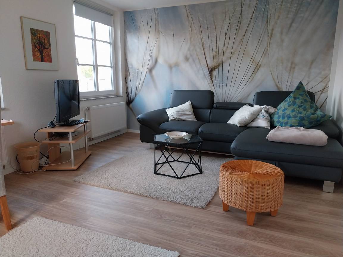 75 M² Ferienwohnung ∙ 2 Schlafzimmer ∙ 4 Gäste - Bünde