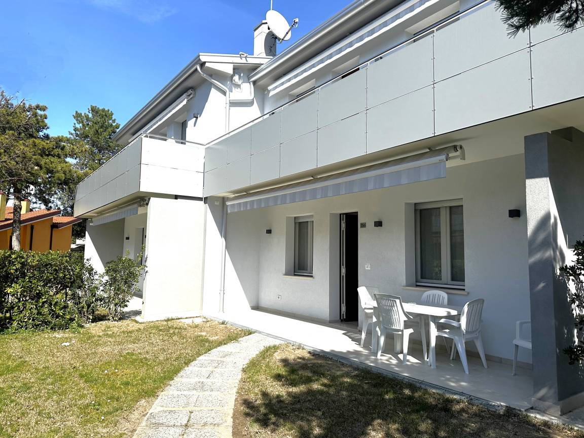 60 M² Apartment ∙ 4 Bedrooms ∙ 7 Guests - Bibione