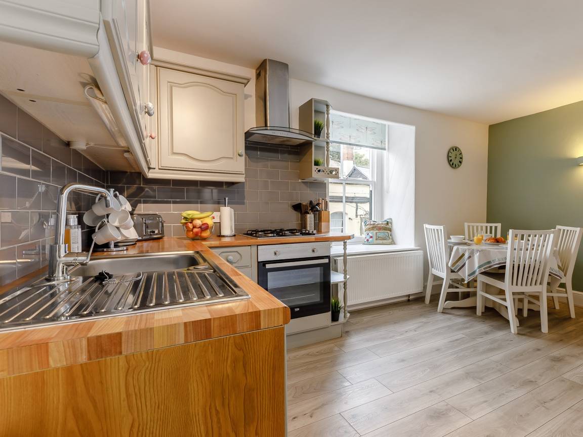 Cottage ∙ 2 Bedrooms ∙ 4 Guests - Ilfracombe