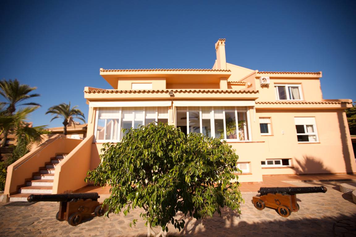 200 M² Villa ∙ 5 Habitaciones ∙ 12 Huéspedes - Playas de Calblanque