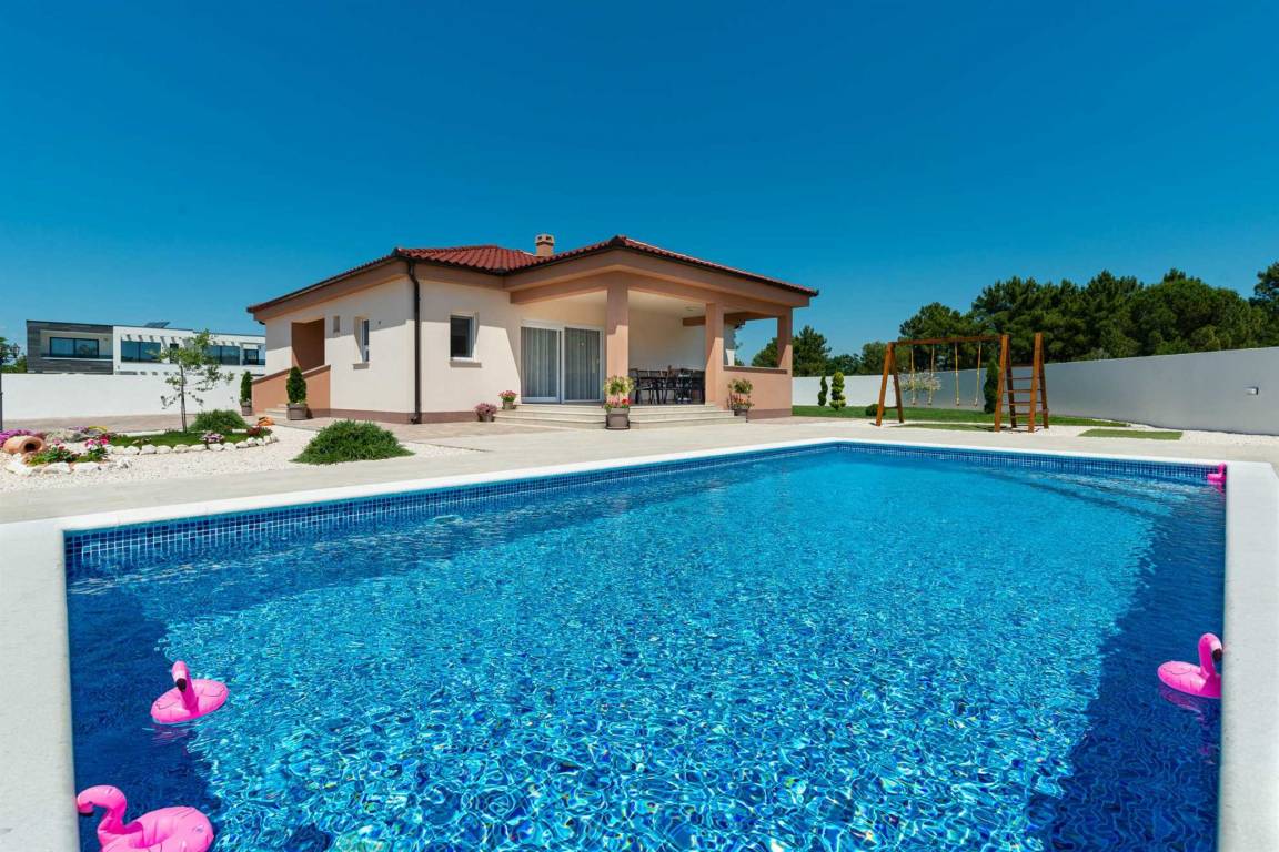 120 M² Villa ∙ 3 Bedrooms ∙ 8 Guests - Zaton