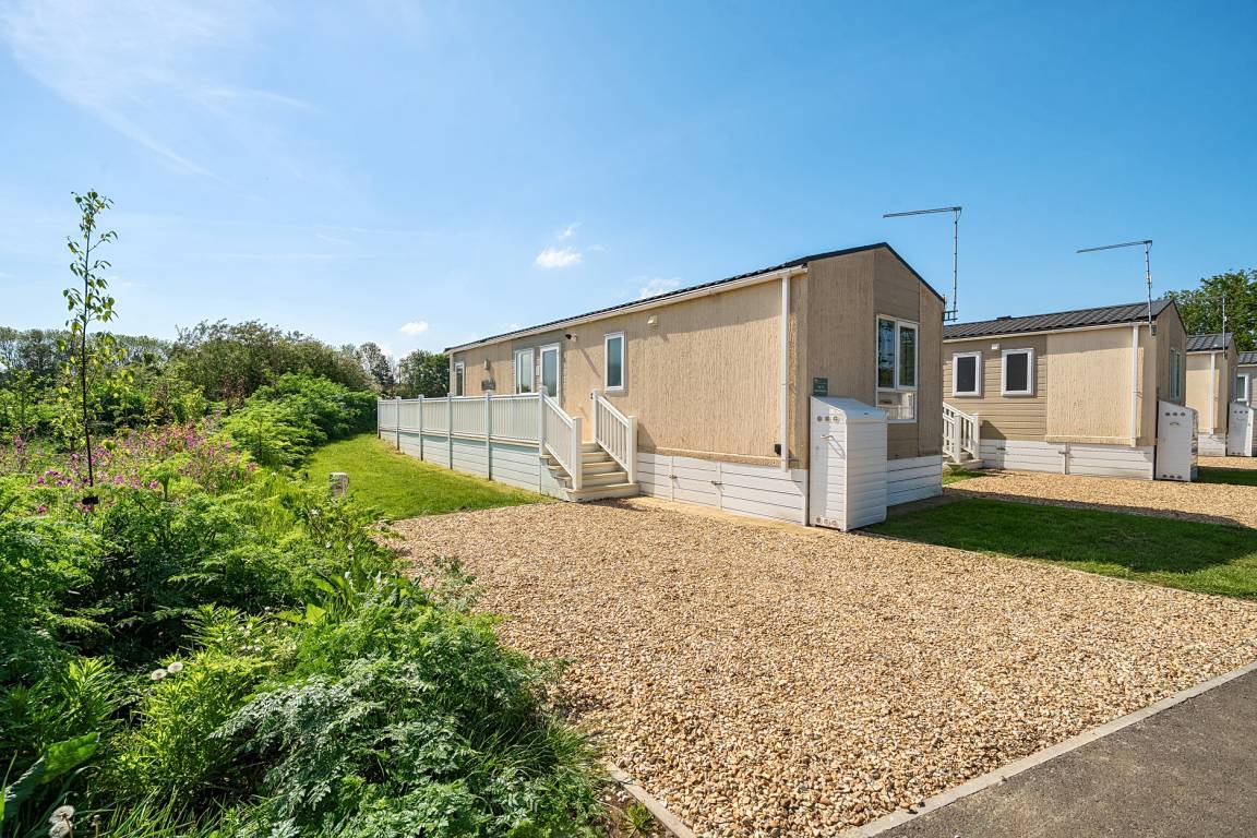 Cottage ∙ 2 Bedrooms ∙ 4 Guests - Northampton, UK