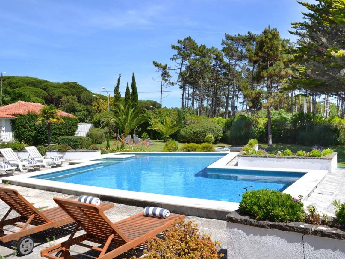 Vivenda ∙ 7 Quartos ∙ 16 Hóspedes - Sintra