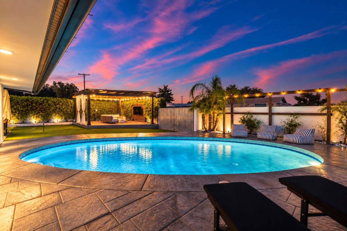 Apartment ∙ 4 Bedrooms ∙ 10 Guests - Tempe, AZ