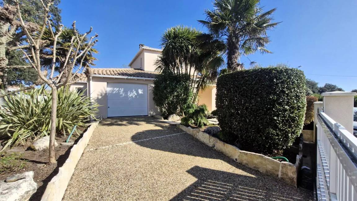 116 M² House ∙ 2 Bedrooms ∙ 5 Guests - Saint-Palais-sur-Mer