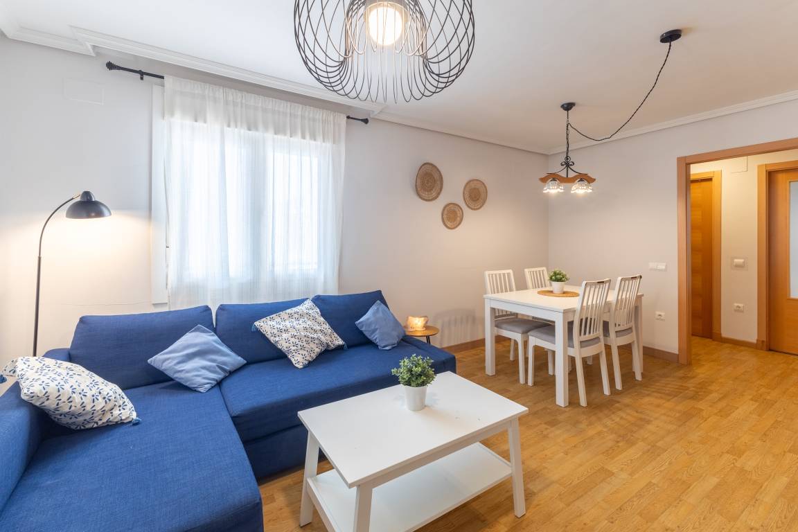 63 M² Casa ∙ 2 Habitaciones ∙ 6 Huéspedes - Candeleda