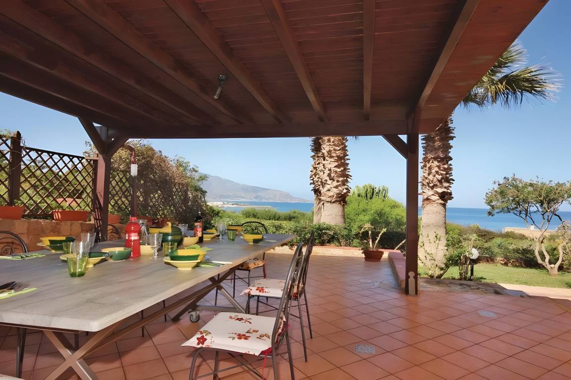 150 M² Villa ∙ 2 Slaapkamers ∙ 4 Gasten - Valderice