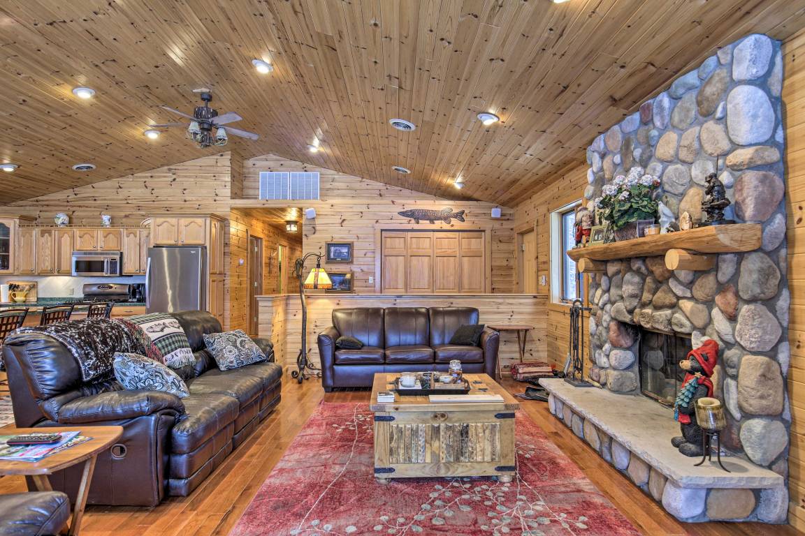 167 M² Cottage ∙ 3 Bedrooms ∙ 10 Guests - Wisconsin