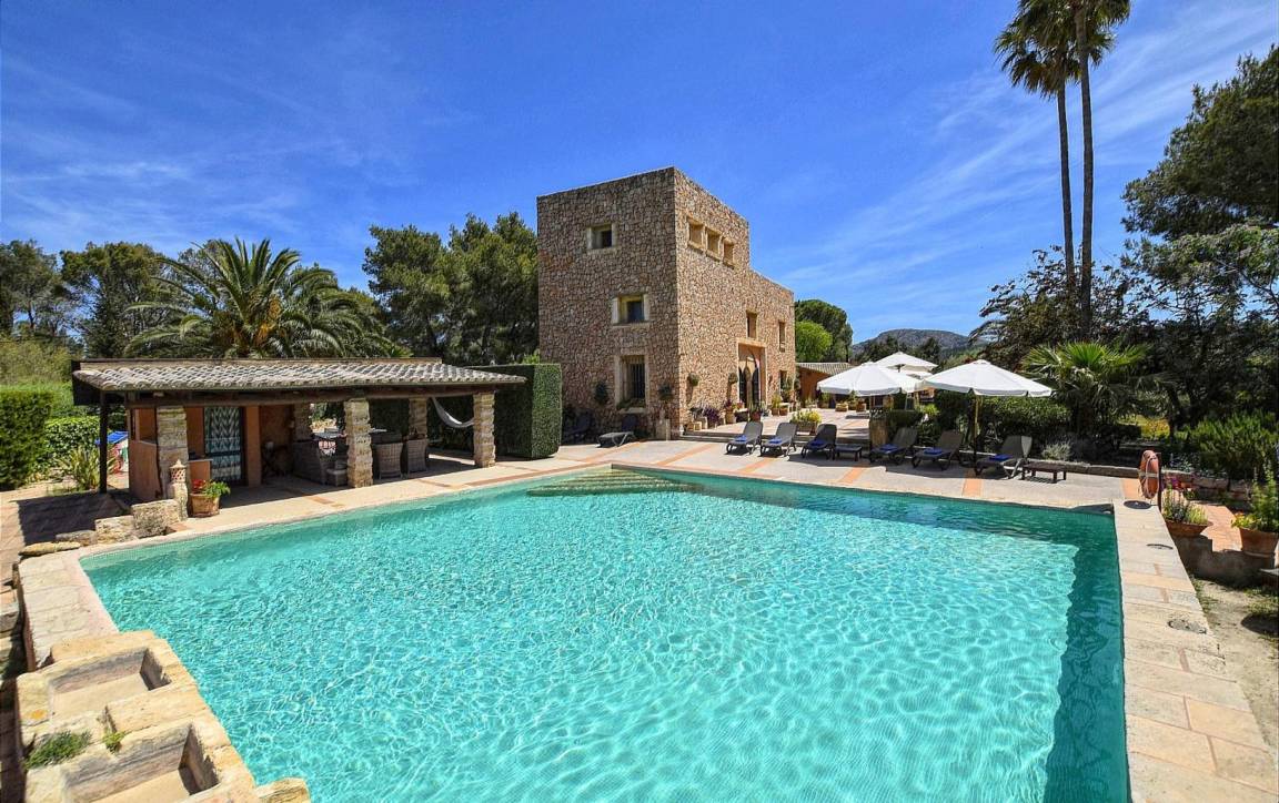 240 M² Villa ∙ 5 Habitaciones ∙ 9 Huéspedes - Alcudia