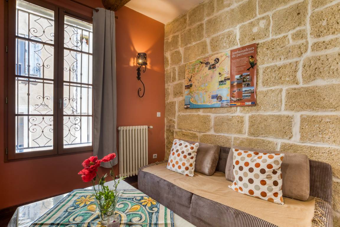 38 M² Appartement ∙ 1 Slaapkamer ∙ 4 Gasten - Vauvert