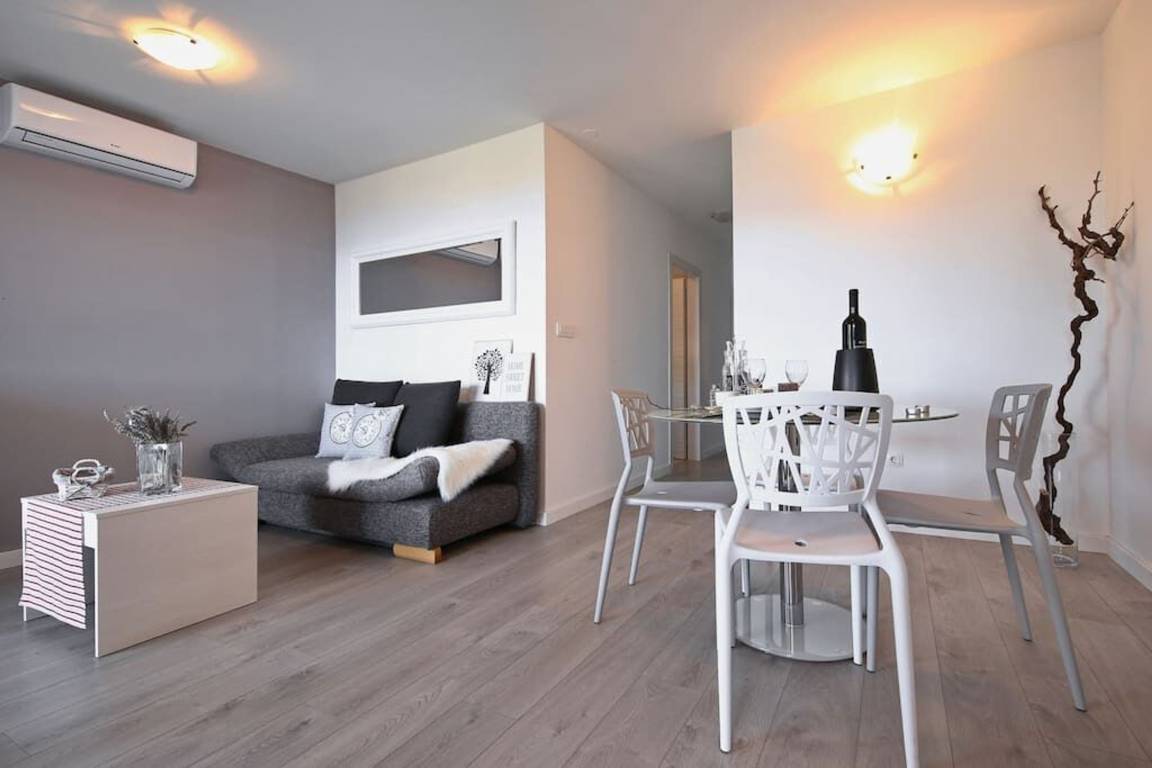 Apartment ∙ 2 Bedrooms ∙ 5 Guests - Tisno