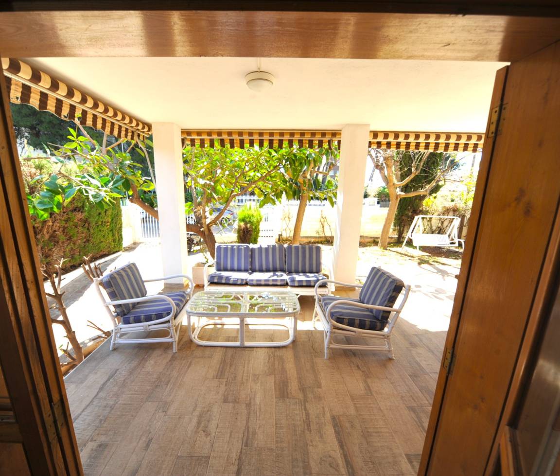 61 M² Villa ∙ 2 Makuuhuonetta ∙ 5 Vierasta - Castellón de la Plana