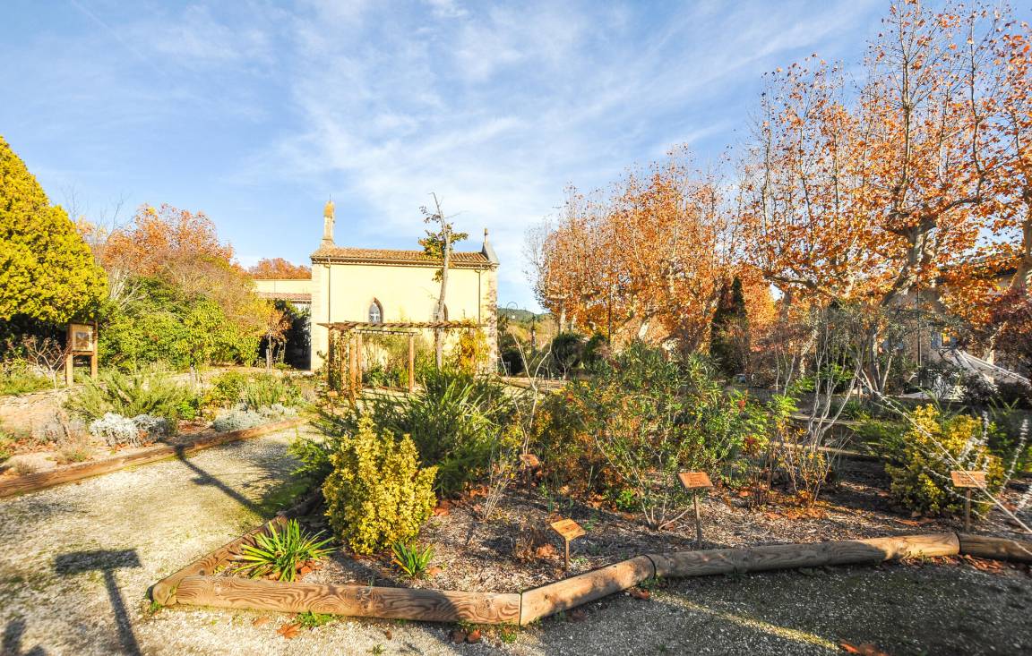 38 M² Maison De Vacances ∙ 2 Chambres ∙ 4 Personnes - Le Lavandou
