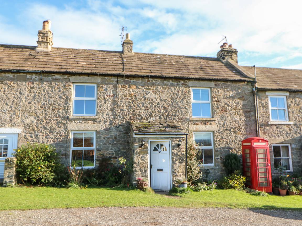 Cottage ∙ 3 Bedrooms ∙ 6 Guests - Richmond Castle