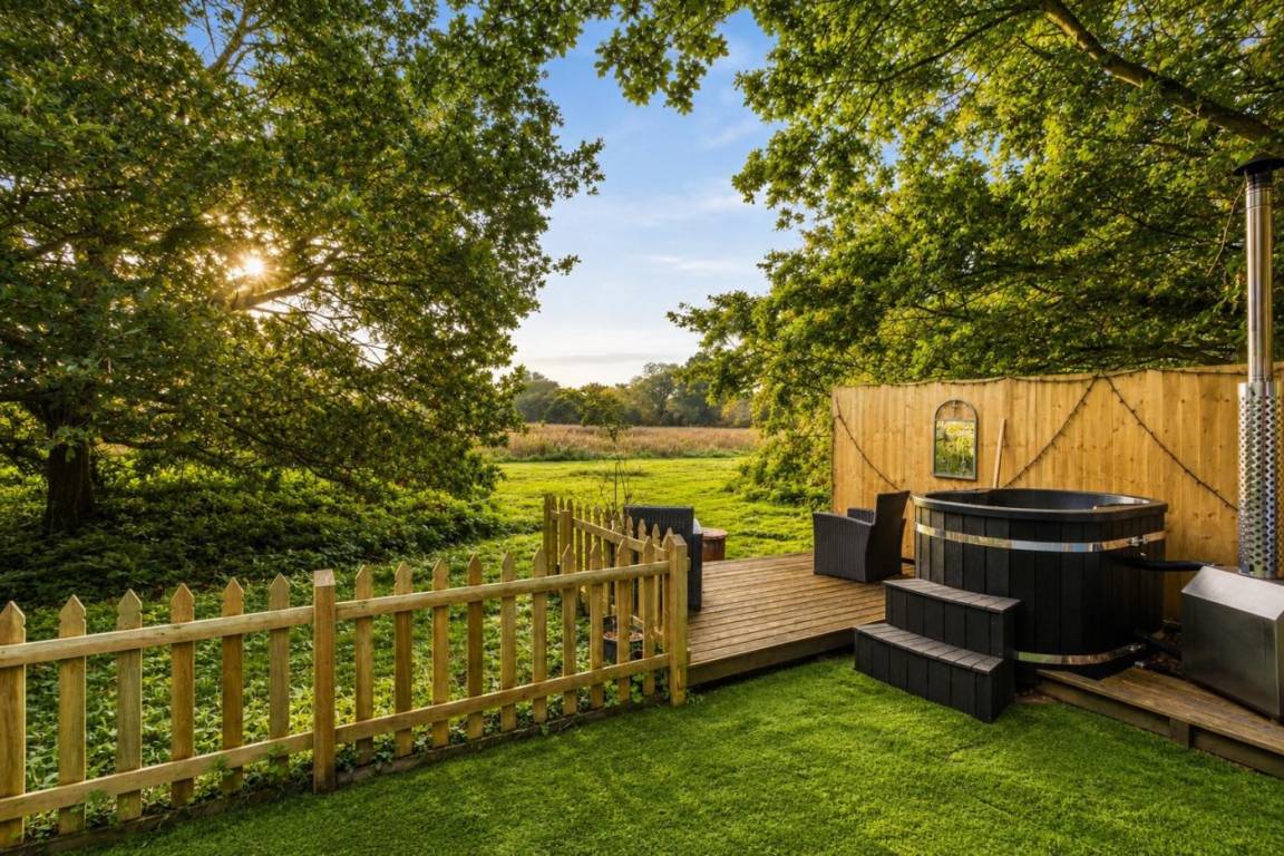 Lodge ∙ 1 Bedroom ∙ 2 Guests - Suffolk