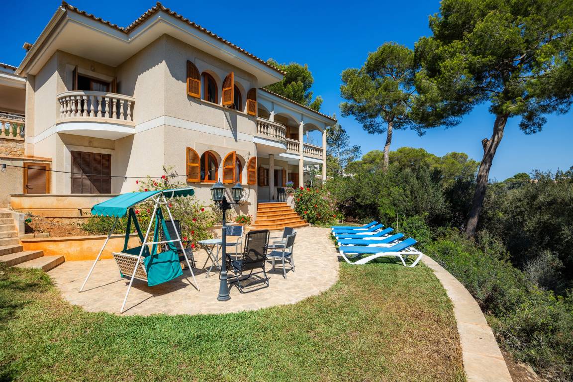 300 M² Villa ∙ 5 Schlafzimmer ∙ 10 Gäste - Cala Llombards
