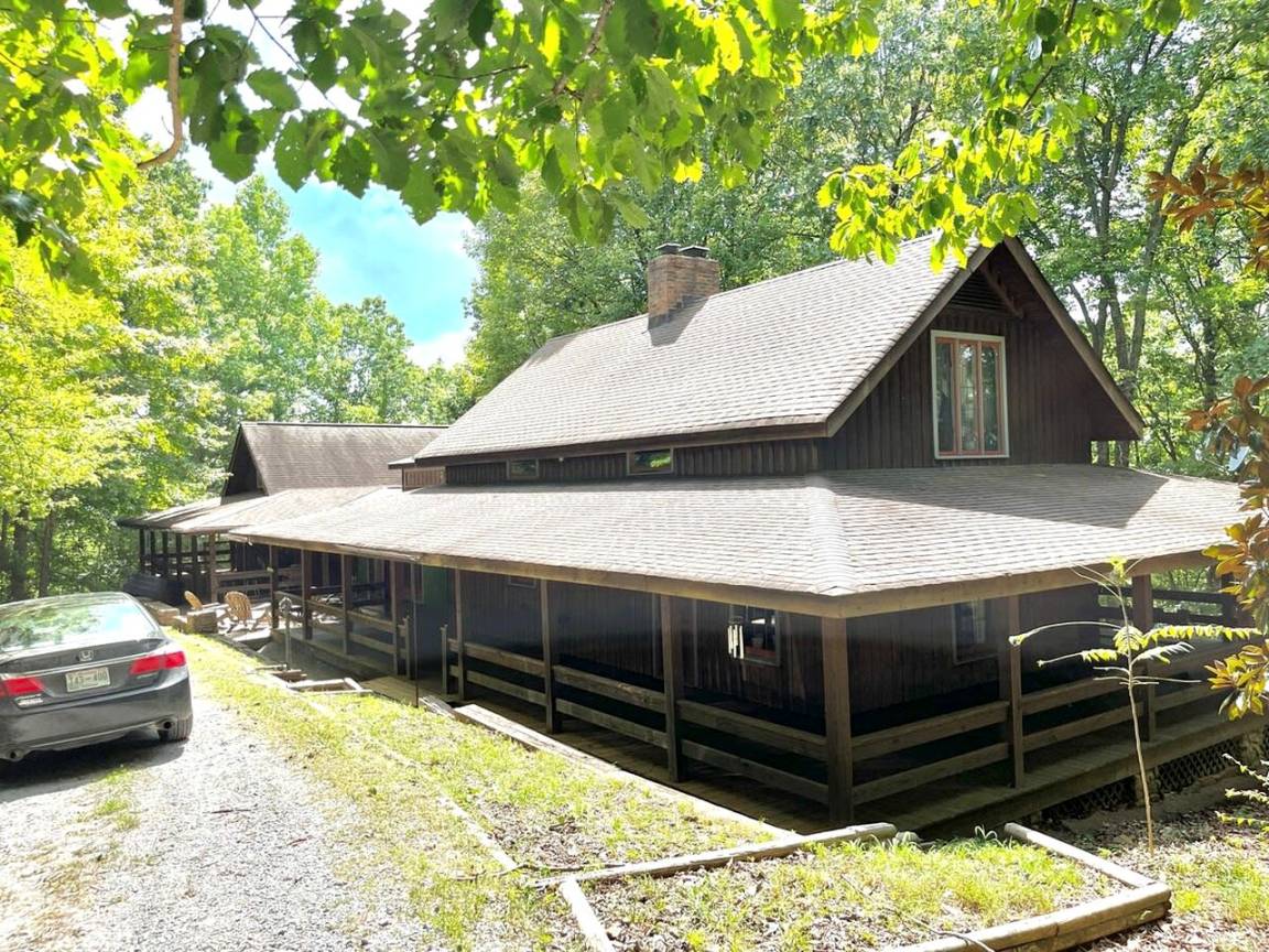 Casa ∙ 1 Habitación ∙ 13 Huéspedes - Fairview, TN