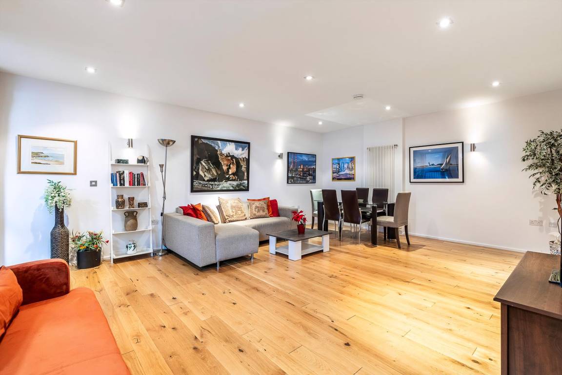 Apartment ∙ 2 Bedrooms ∙ 7 Guests - Bethnal Green - London