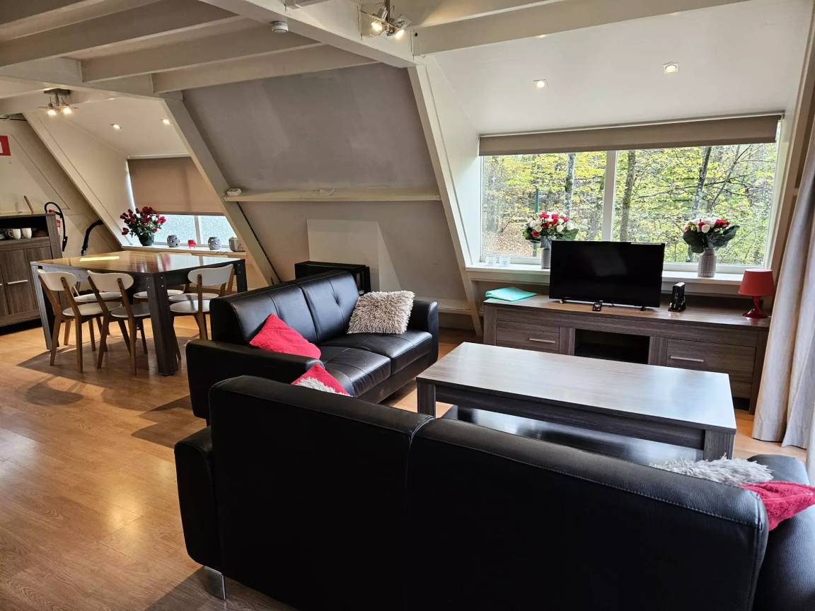 74 M² Caravan ∙ 1 Slaapkamer ∙ 5 Gasten - Durbuy