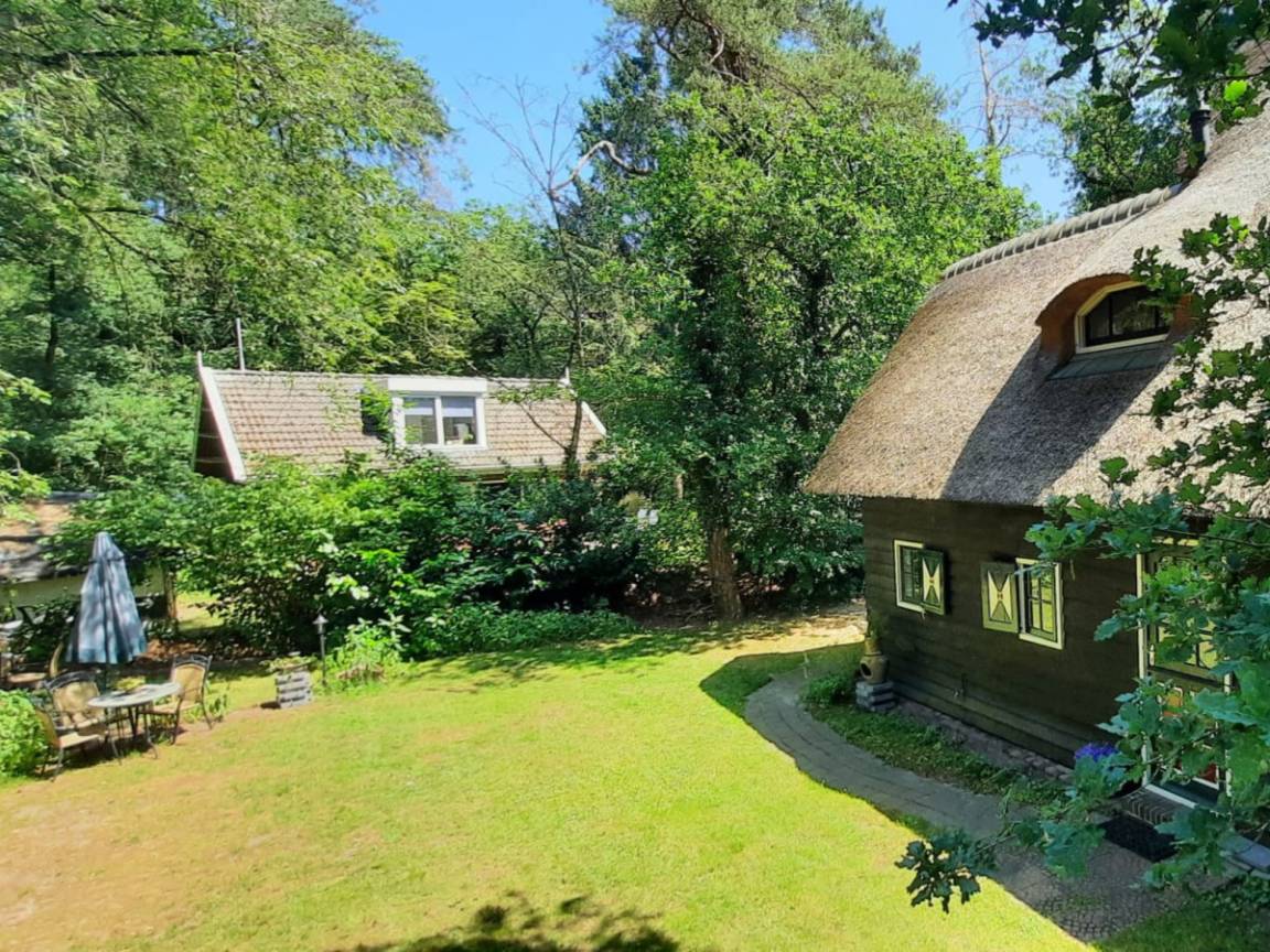 182 M² Ferienhaus ∙ 7 Schlafzimmer ∙ 14 Gäste - Assen