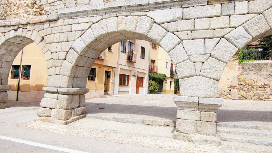 20 M² Hotel ∙ 1 Schlafzimmer ∙ 2 Gäste - Segovia