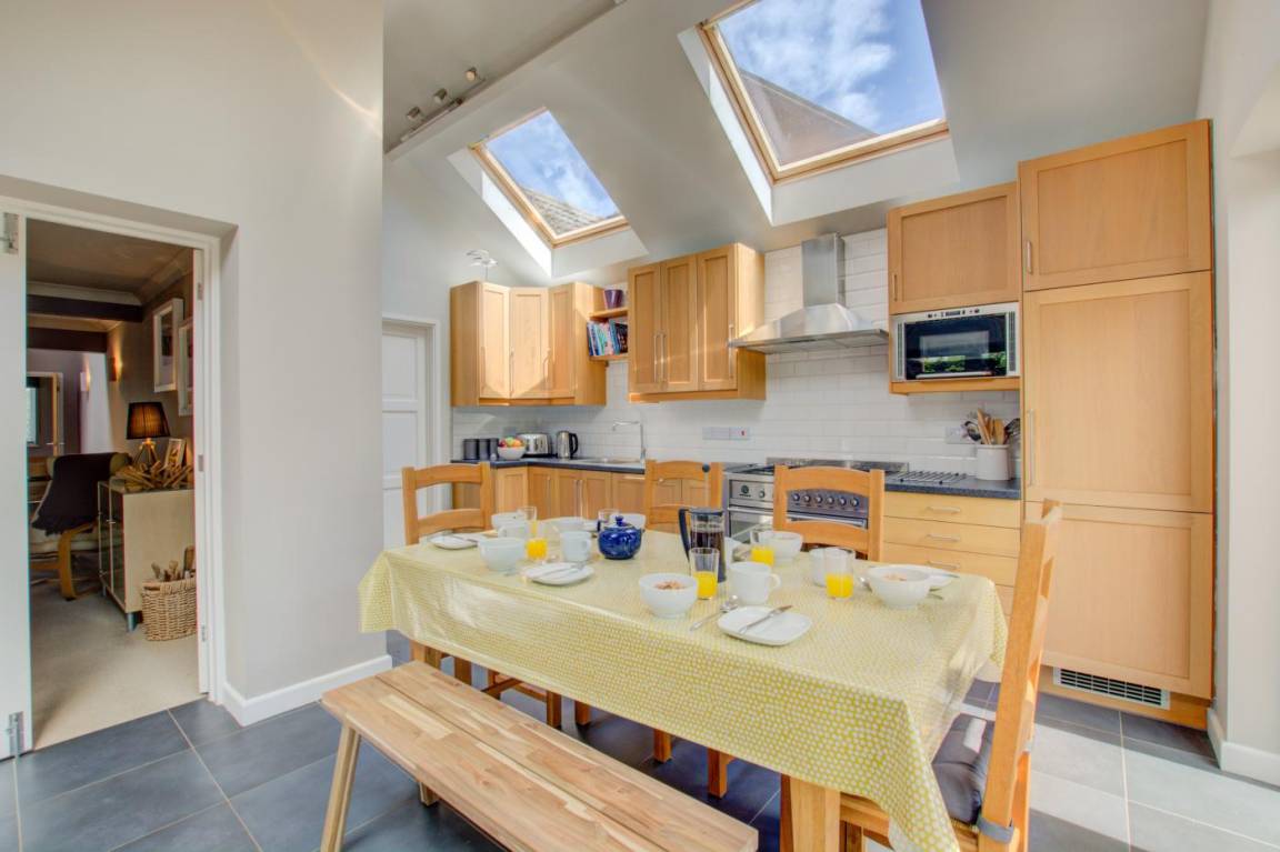 House ∙ 3 Bedrooms ∙ 5 Guests - Holt