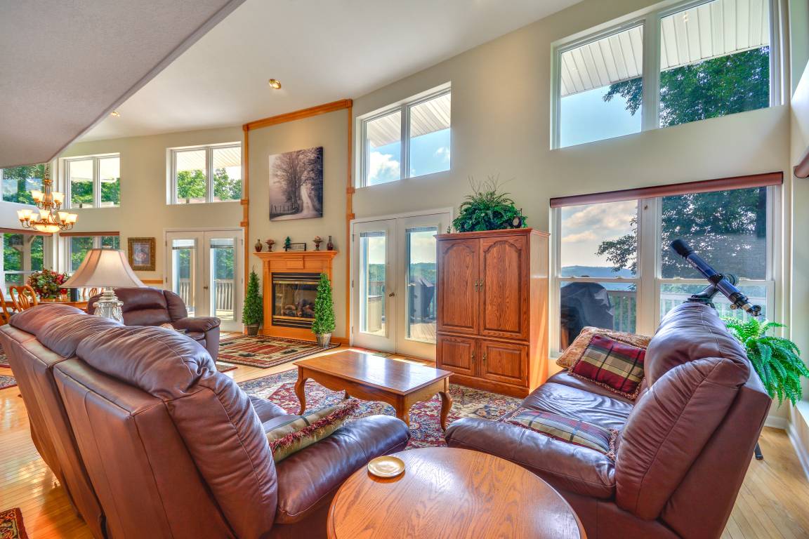 232 M² Casa ∙ 3 Habitaciones ∙ 9 Huéspedes - Mount Airy, NC