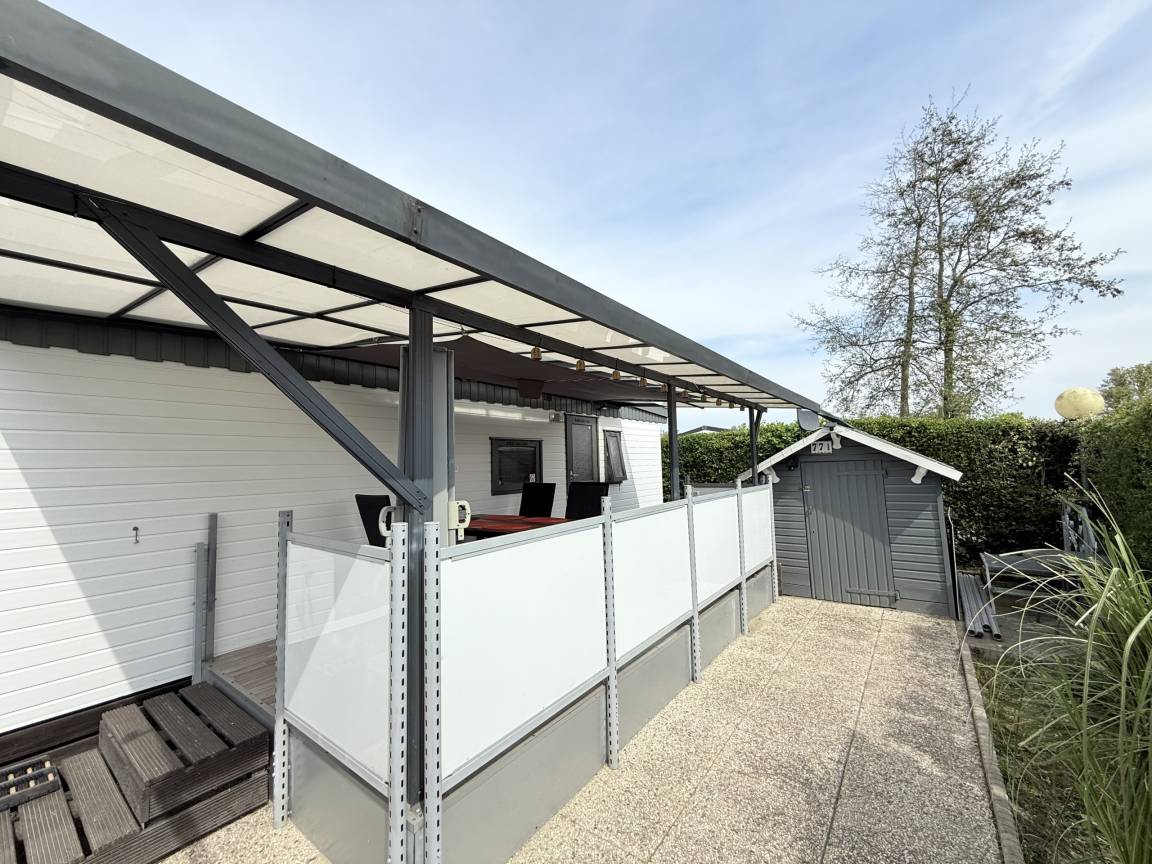 35 M² Chalet ∙ 2 Bedrooms ∙ 4 Guests - Zeeland