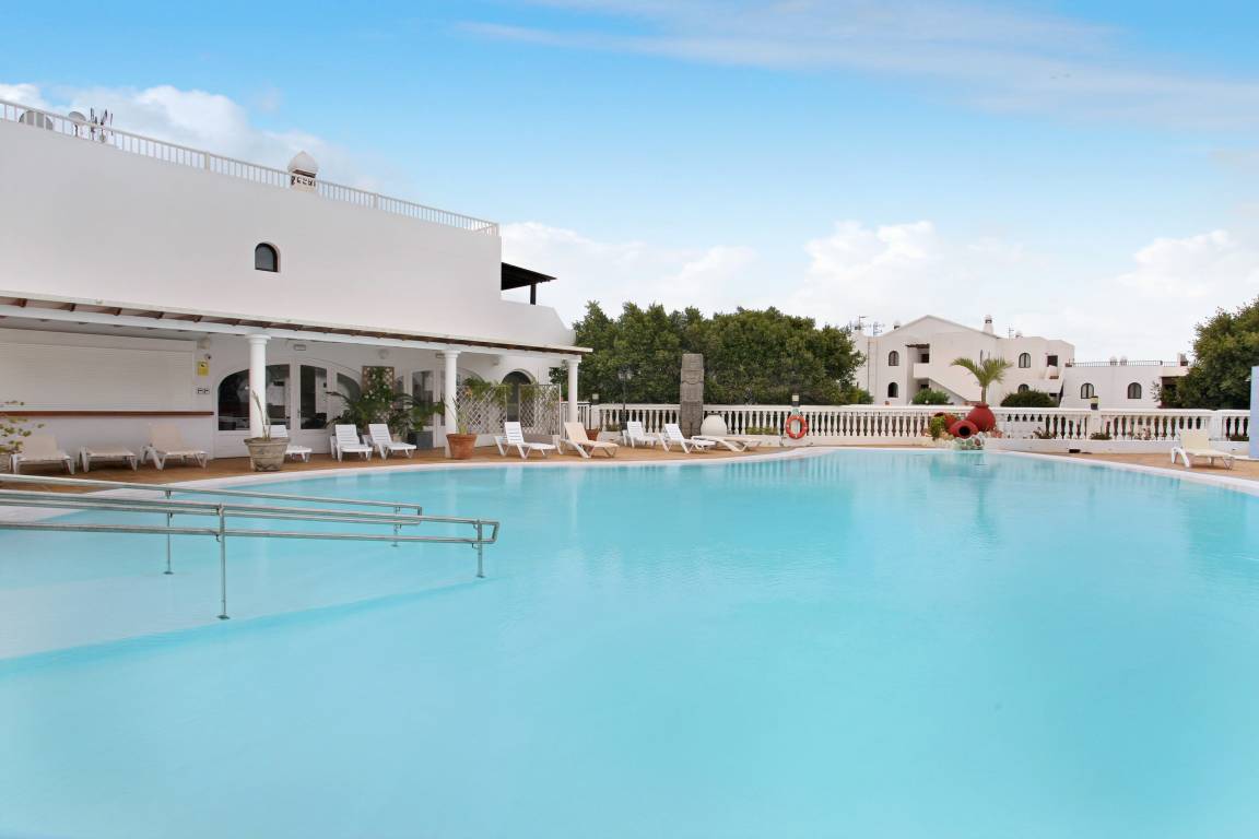 100 M² Apartamento ∙ 3 Habitaciones ∙ 7 Huéspedes - Costa Teguise