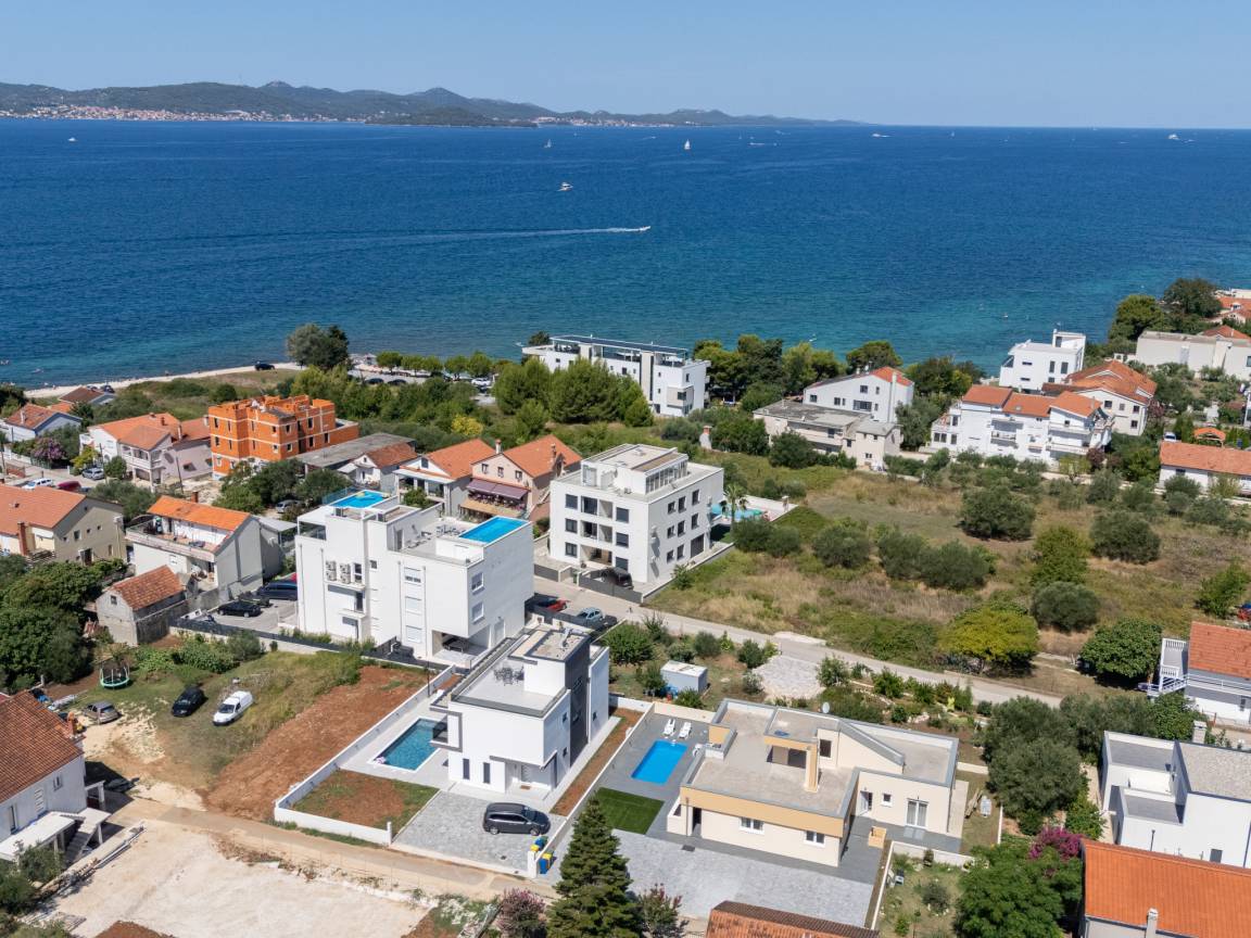 150 M² Ferienhaus ∙ 4 Schlafzimmer ∙ 8 Gäste - Zadar