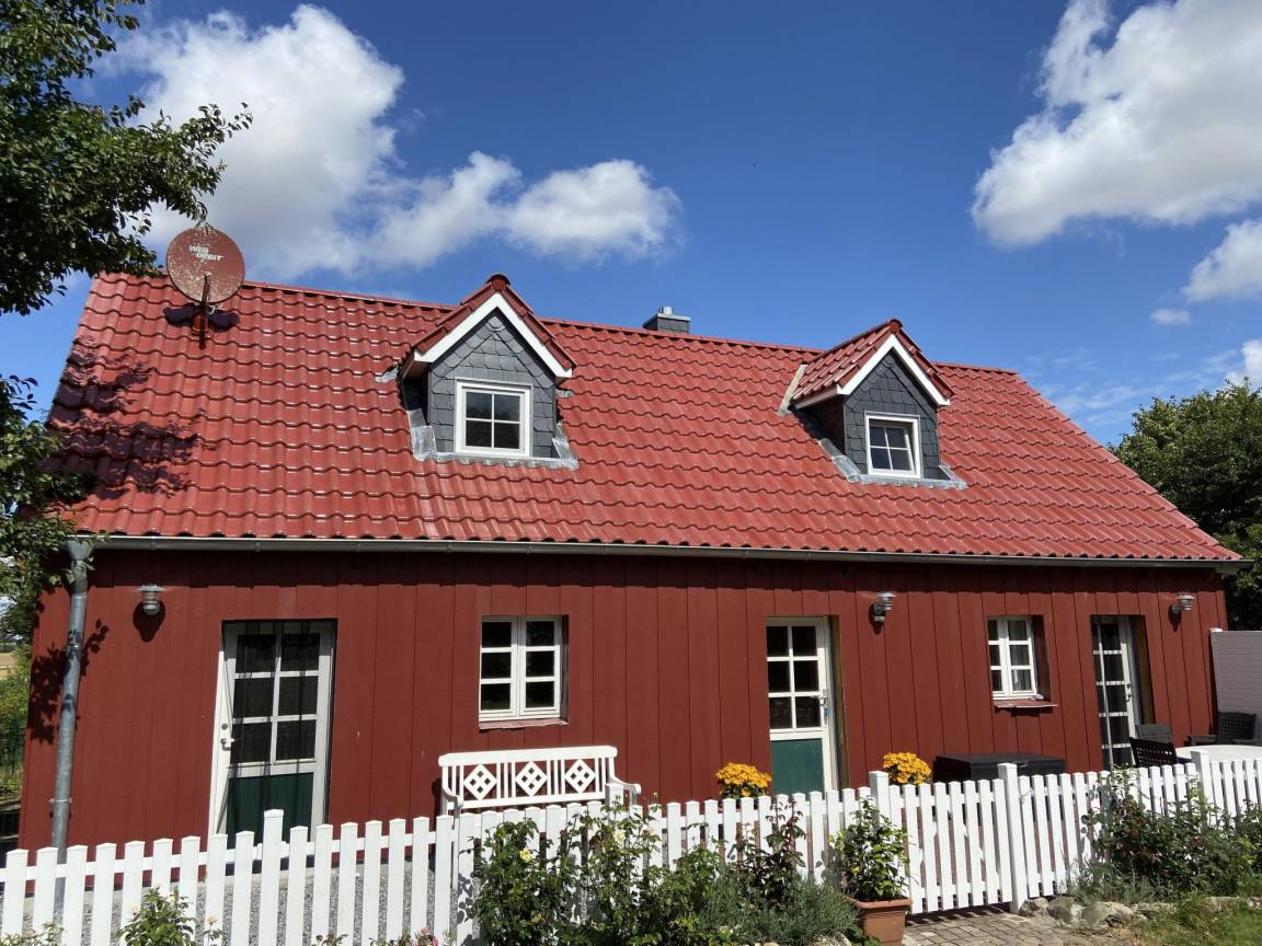 90 M² Ferienhaus ∙ 2 Schlafzimmer ∙ 5 Gäste - Ostsee