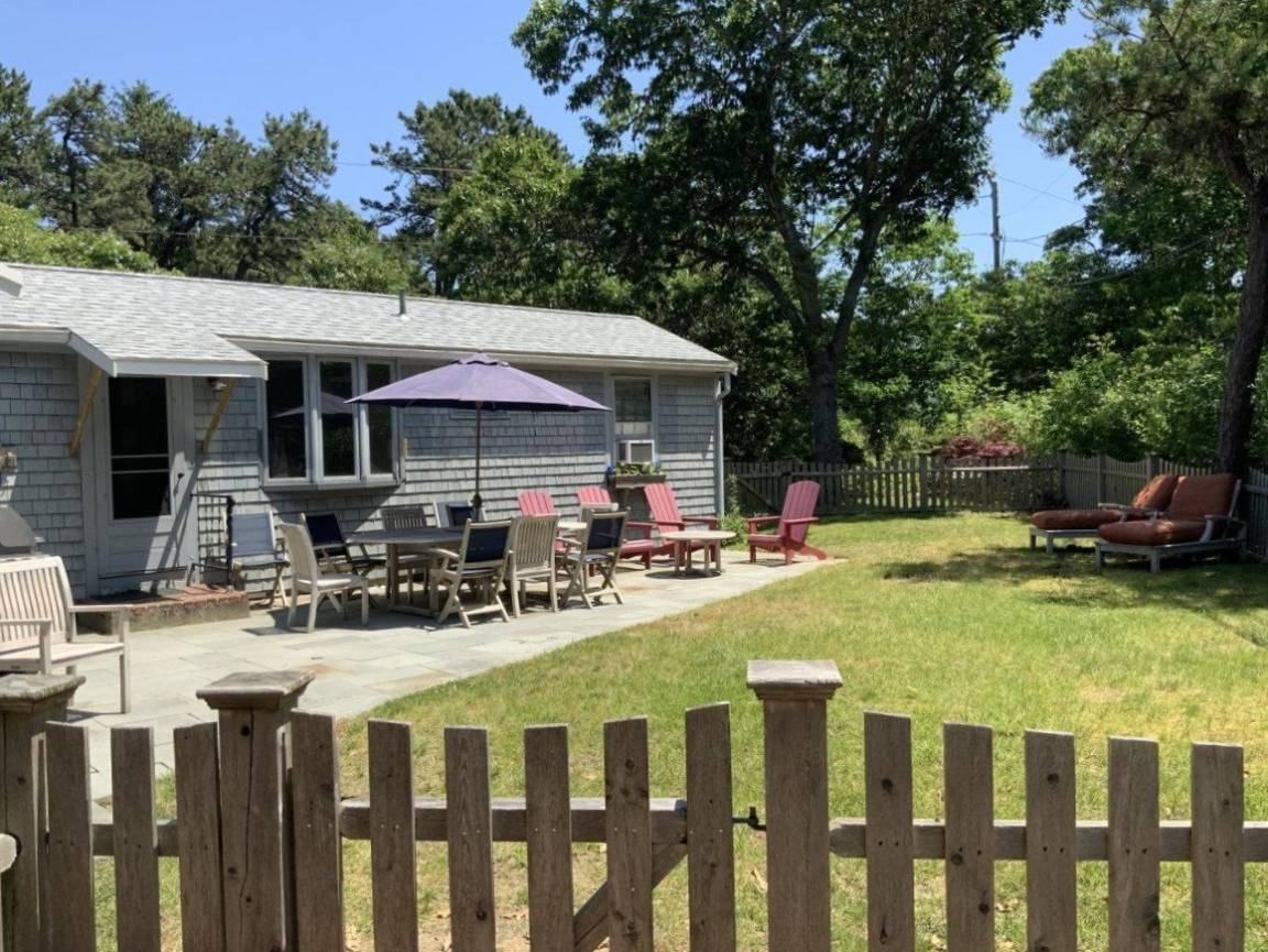 84 M² House ∙ 2 Bedrooms ∙ 8 Guests - Brewster, MA