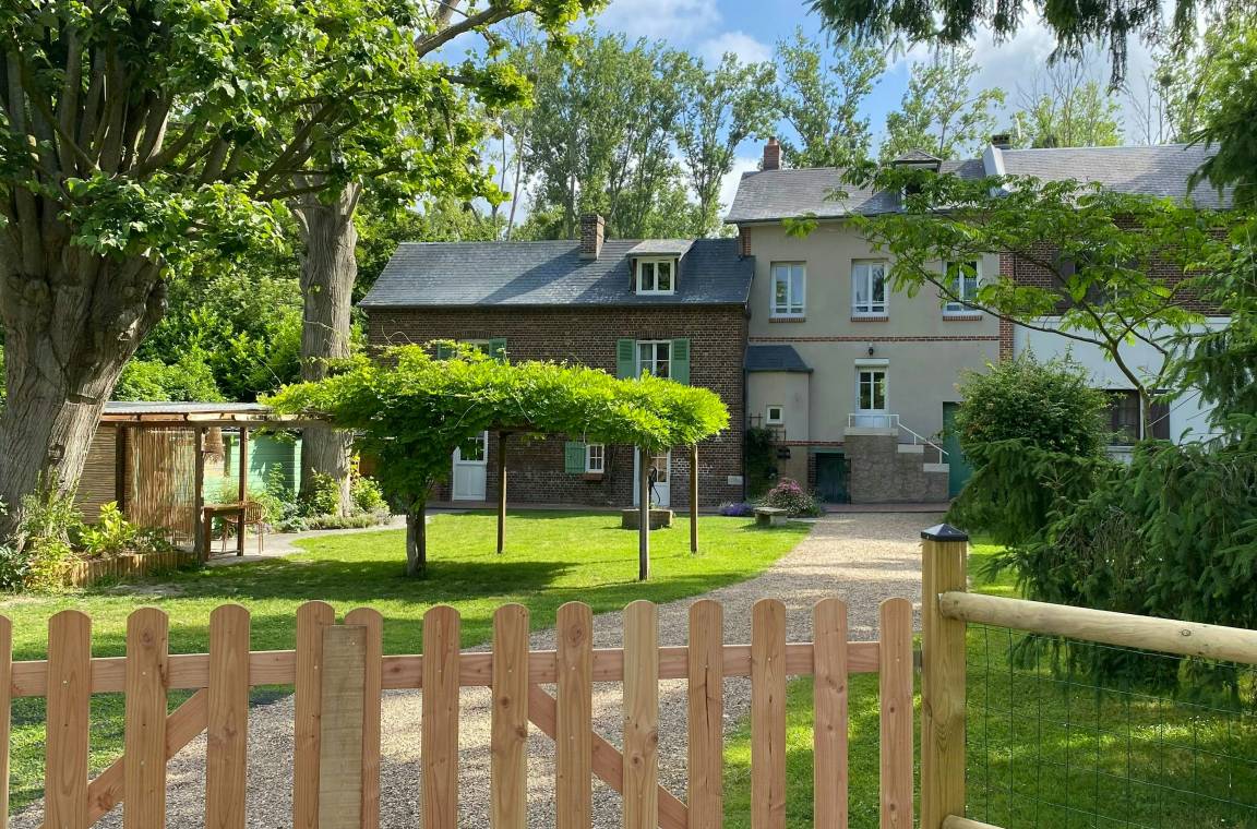 135 M² Maison De Vacances ∙ 4 Chambres ∙ 8 Personnes - Val-de-Reuil