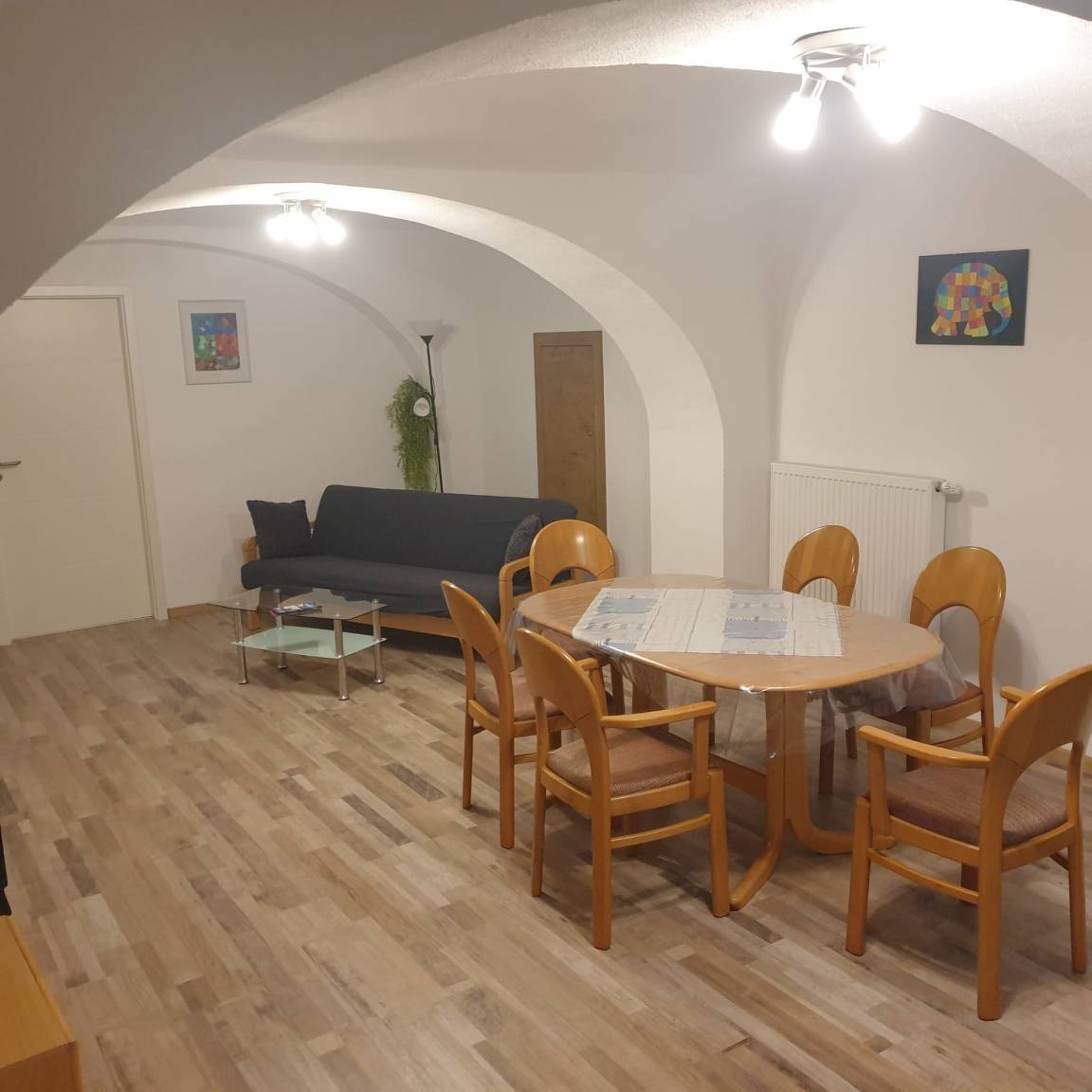 80 M² Ferienwohnung ∙ 2 Schlafzimmer ∙ 5 Gäste - Pfarrkirchen